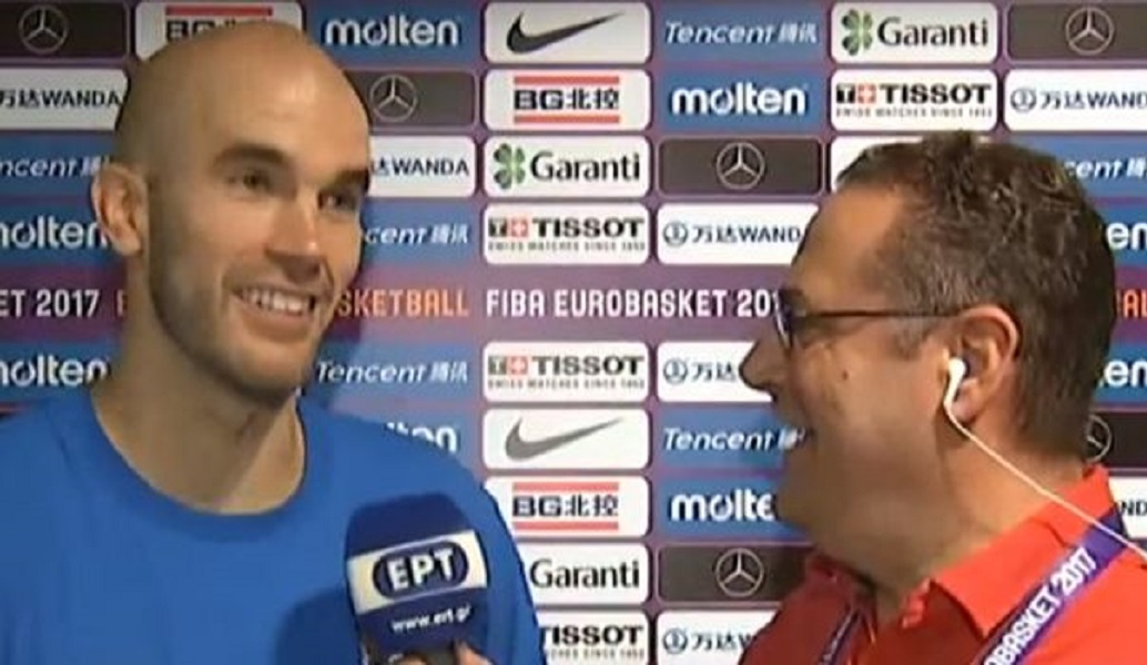 Νικ Καλάθης: Η πλάκα μιλώντας στην ΕΡΤ Live για το "Nick the Quick ...