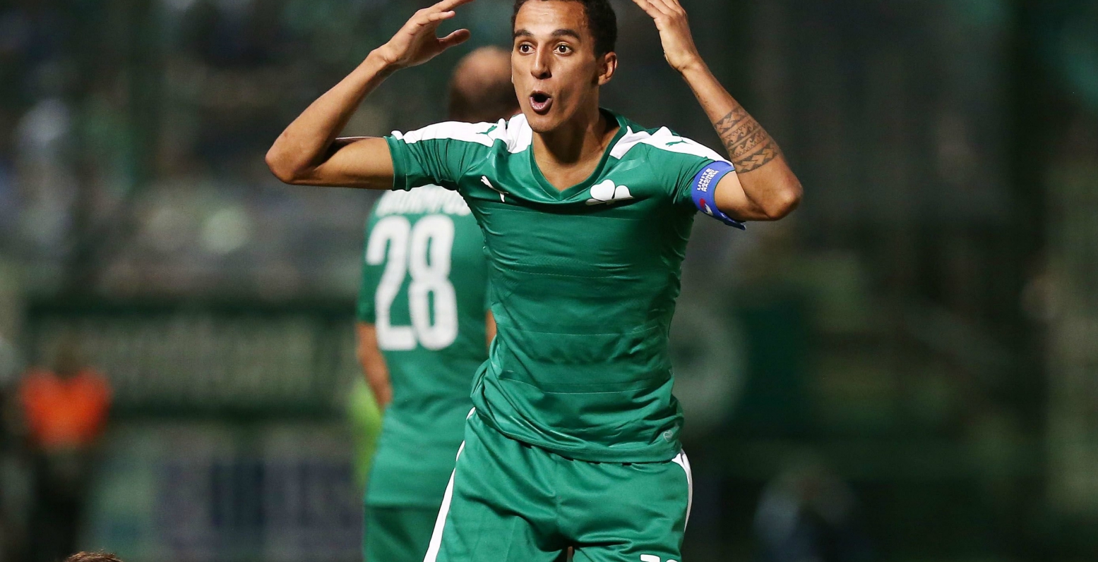 Αποβλήθηκε και πέρυσι για χτύπημα σε αντίπαλο ο Ζέκα | Pagenews.gr