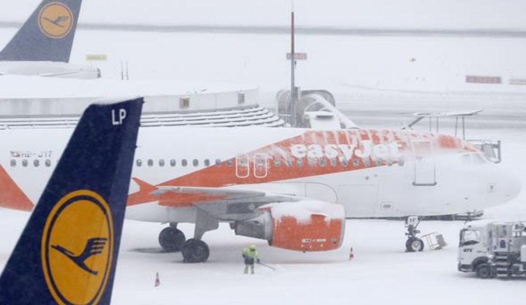 Έκλεισε και πάλι το αεροδρόμιο της Γενεύης | Pagenews.gr