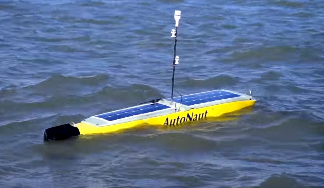 AutoNaut: Αυτόνομο σκάφος για τη μελέτη των ωκεανών (vid) | Pagenews.gr