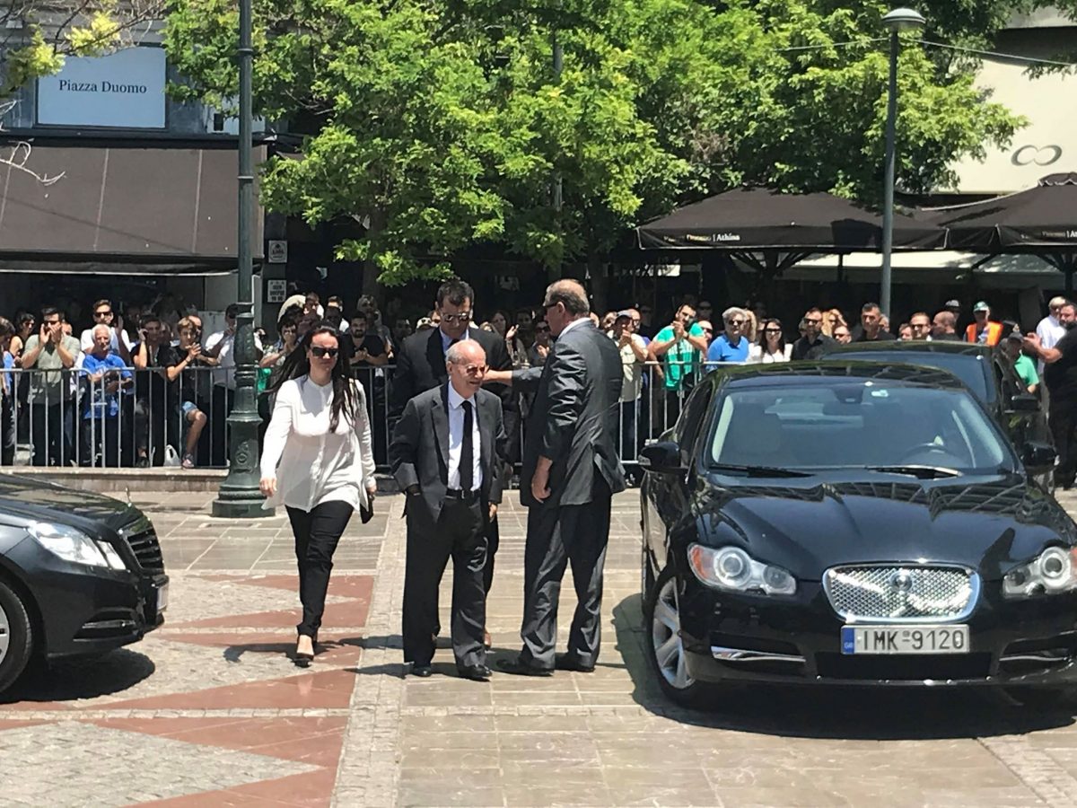 Παύλος Γιαννακόπουλος: Η στιγμή που ο αδερφός του Θανάσης φτάνει στη ...