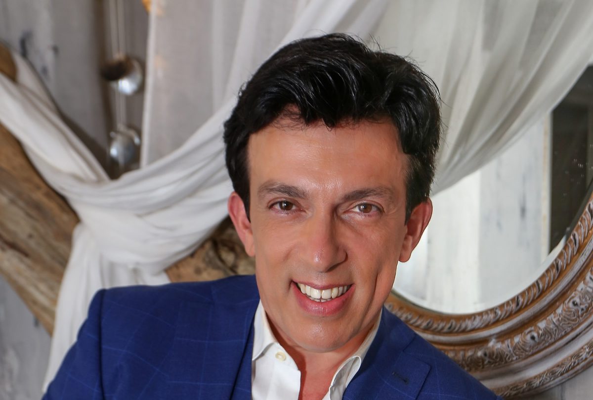 Δημήτρης Γιώτης: Είμαι ο πατέρας που δεν είχα! | Pagenews.gr