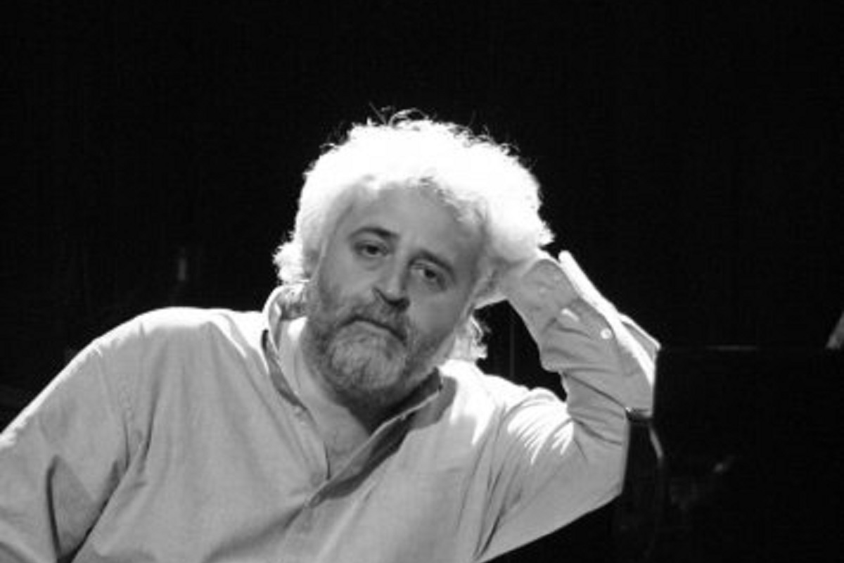 Βασίλης Θωμόπουλος: "Θα καταργούσα τον θάνατο..." | Pagenews.gr