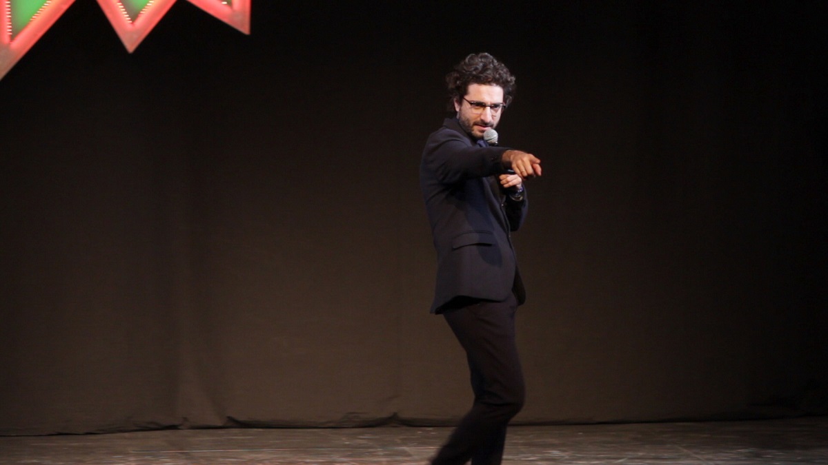 Λάμπρος Φισφής: Η κωμωδία είναι η προσωπική οπτική ματιά που βλέπει ο ...