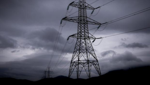 Μεσολόγγι: Ανεμοπτεριστής κρεμάστηκε από κολόνα της ΔΕΗ | Pagenews.gr
