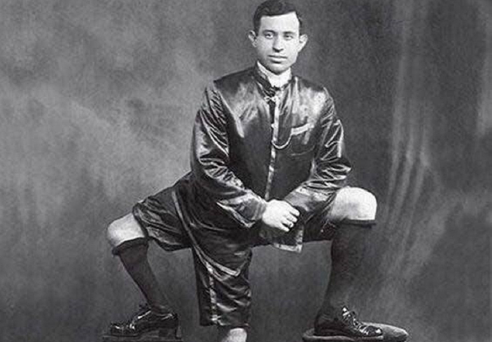 Francesco Lentini: Ο άνδρας με τα τρία πόδια και τα δύο γεννητικά ...