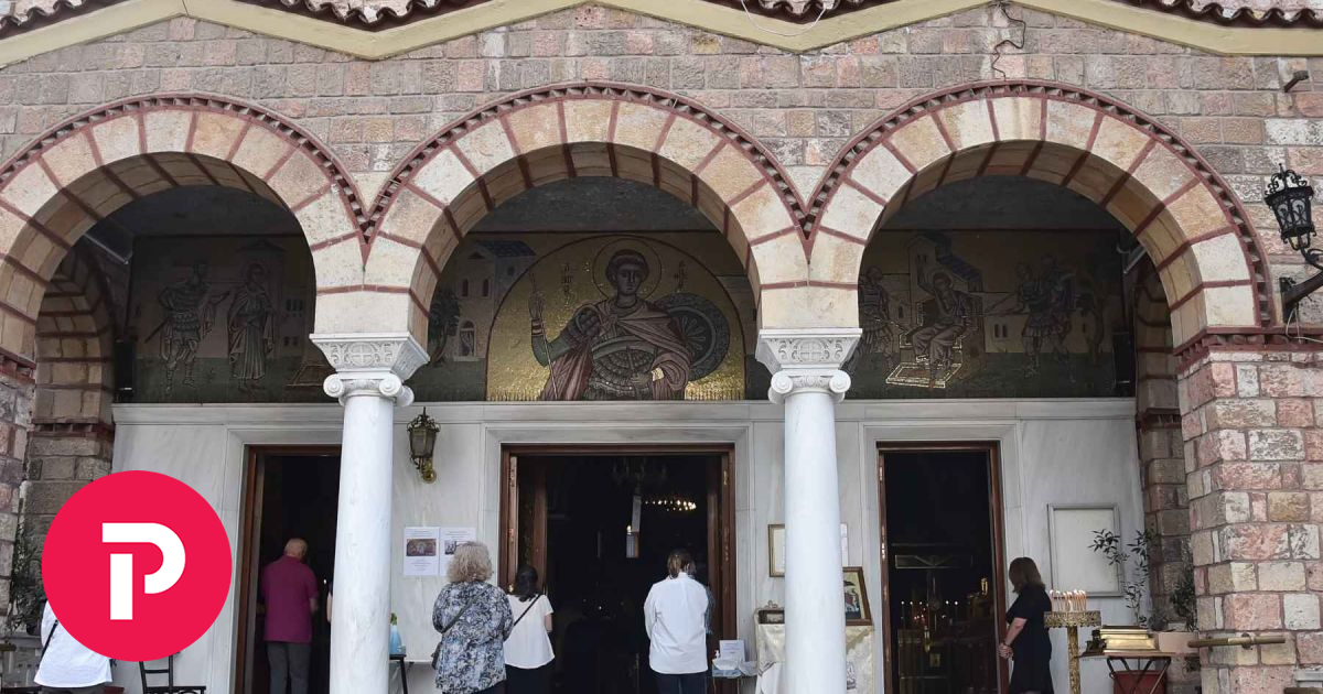 Μάσκα εκκλησία: Πιστή επιτέθηκε στους αστυνομικούς για το πρόστιμο που ...