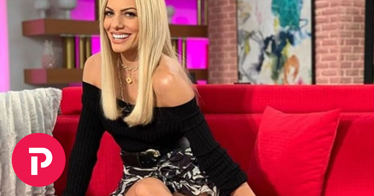 Ιωάννα Μαλέσκου ατύχημα: Το αποκαλυπτικό ντεκολτέ που συζητήθηκε ...