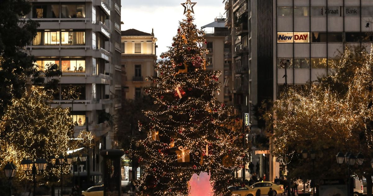 Κορωνοϊός Χριστούγεννα: Γιορτές με απαγορεύσεις και περιοριστικά μέτρα ...