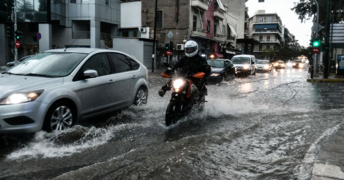 Αττική: Η καταιγίδα έφερε προβλήματα στους κεντρικούς οδικούς άξονες ...