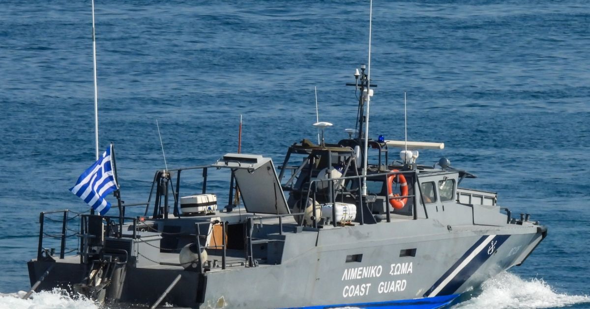 Ναυάγιο στο Στενό του Καφηρέα στην Εύβοια- Αγνοούνται 59 άνθρωποι ...