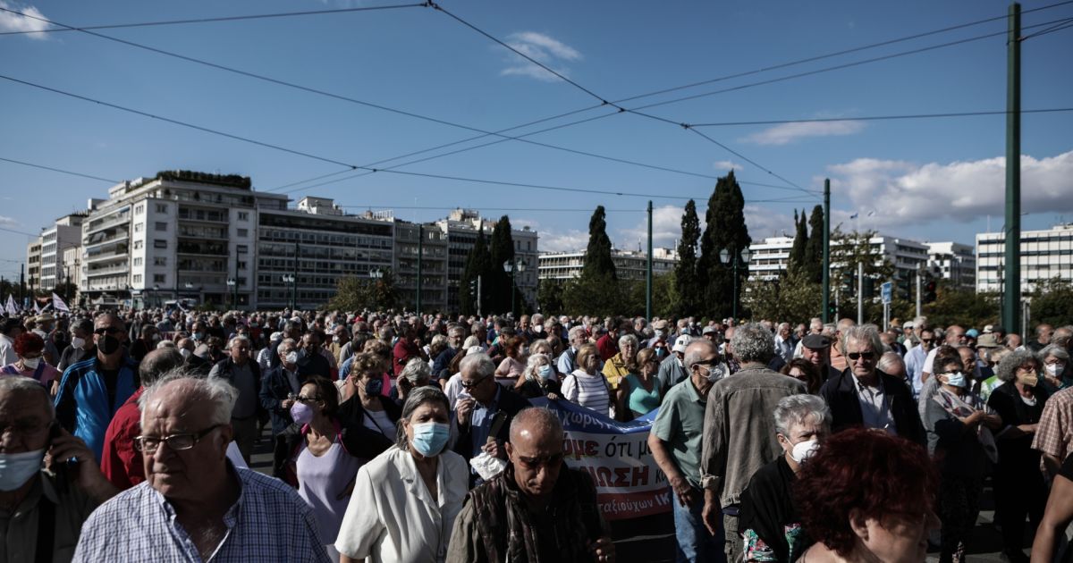 Συντάξεις: Πόσο αυξάνονται από σήμερα - Αναλυτικά παραδείγματα ...