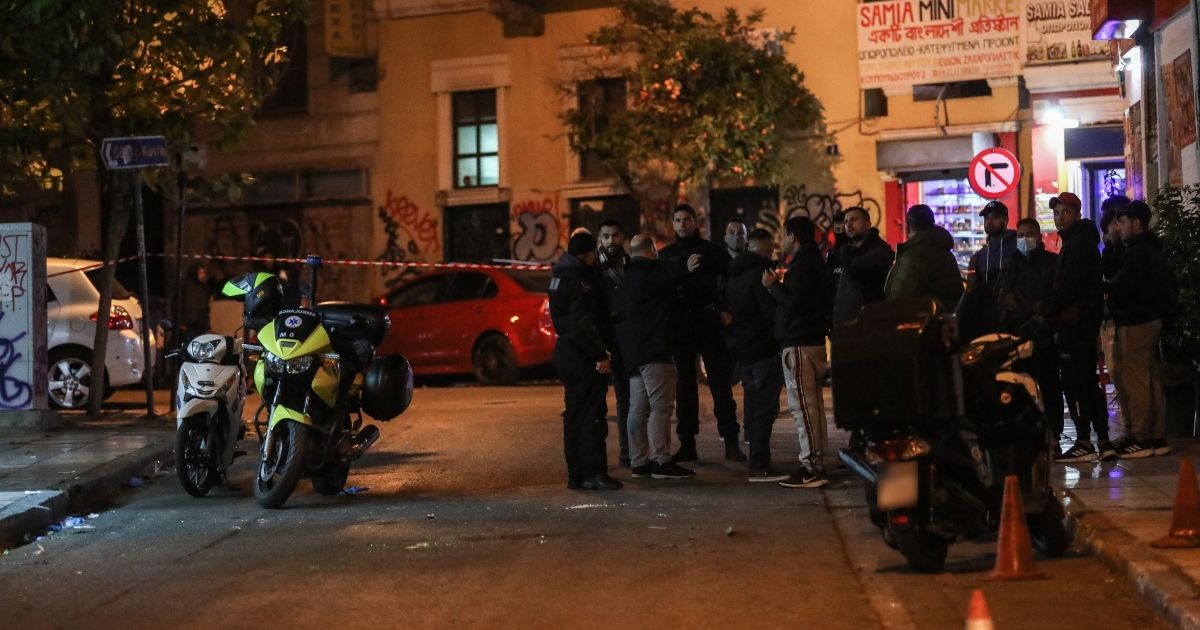 Ομόνοια: Άγρια συμπλοκή αλλοδαπών – Ένας νεκρός και δύο τραυματίες ...