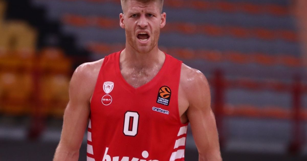 Εξελίξεις με Γουόκαπ: Αποκάλυψη για νέο συμβόλαιο με τον Ολυμπιακό ...