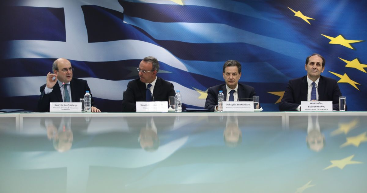 Έκτακτη ενίσχυση συνταξιούχων: Δείτε live τις δηλώσεις για την ...