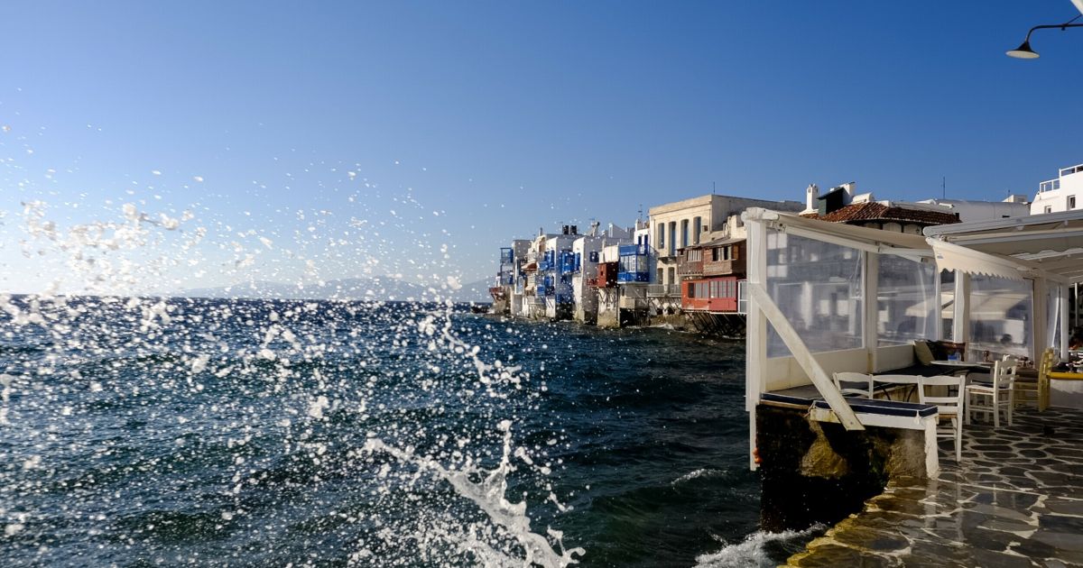 Μύκονος: «Μωρή καρ... θα γαμ... εσένα και την οικογένειά σου» - Με sms ...