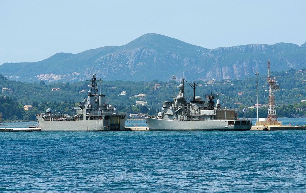 Από σήμερα μέχρι την Κυριακή πολεμικά ποία θα καταπλεύσουν στον λιμένα ...