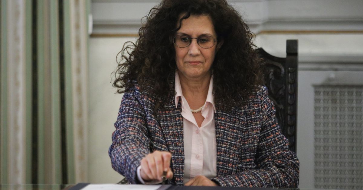 Εκλογές 2023: Ορκίστηκε υπηρεσιακή υπουργός Εσωτερικών η Καλλιόπη ...