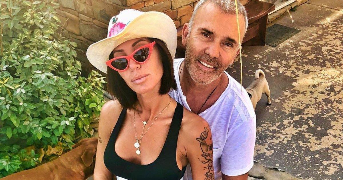 Στέλιος Ρόκκος: Έφτασε στον Άγιο Δομίνικο με την γυναίκα του Λελέ Γκόφα ...