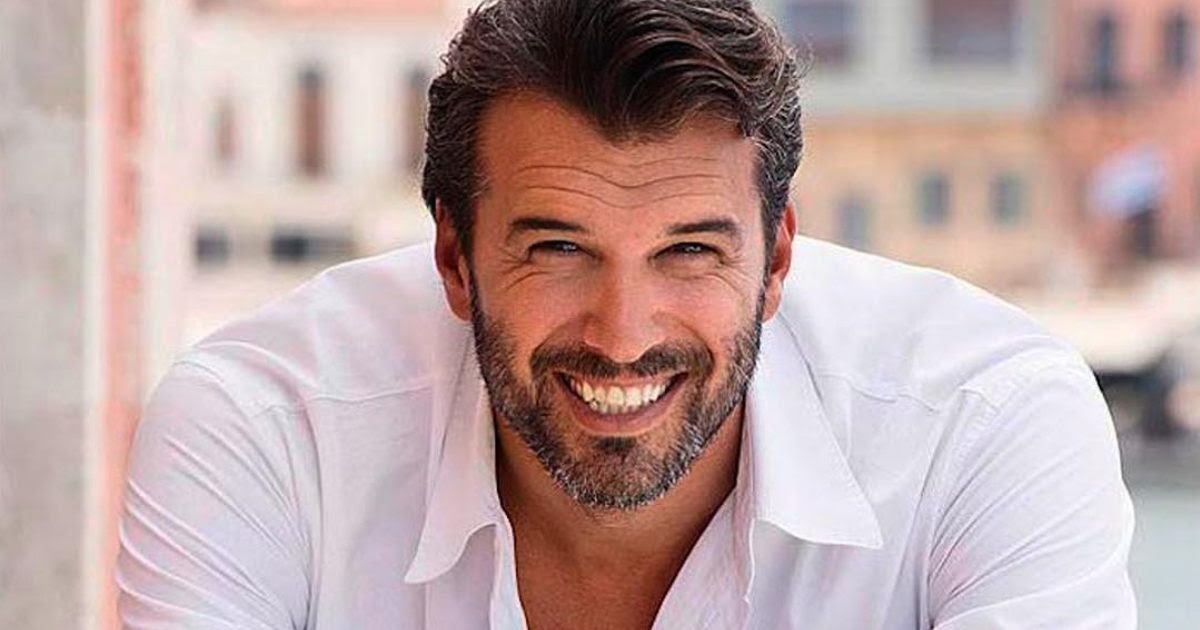 Βλοντάκης: «Κορίτσια, μην στέλνετε γυμνές φωτογραφίες, δεν ξέρετε πού ...