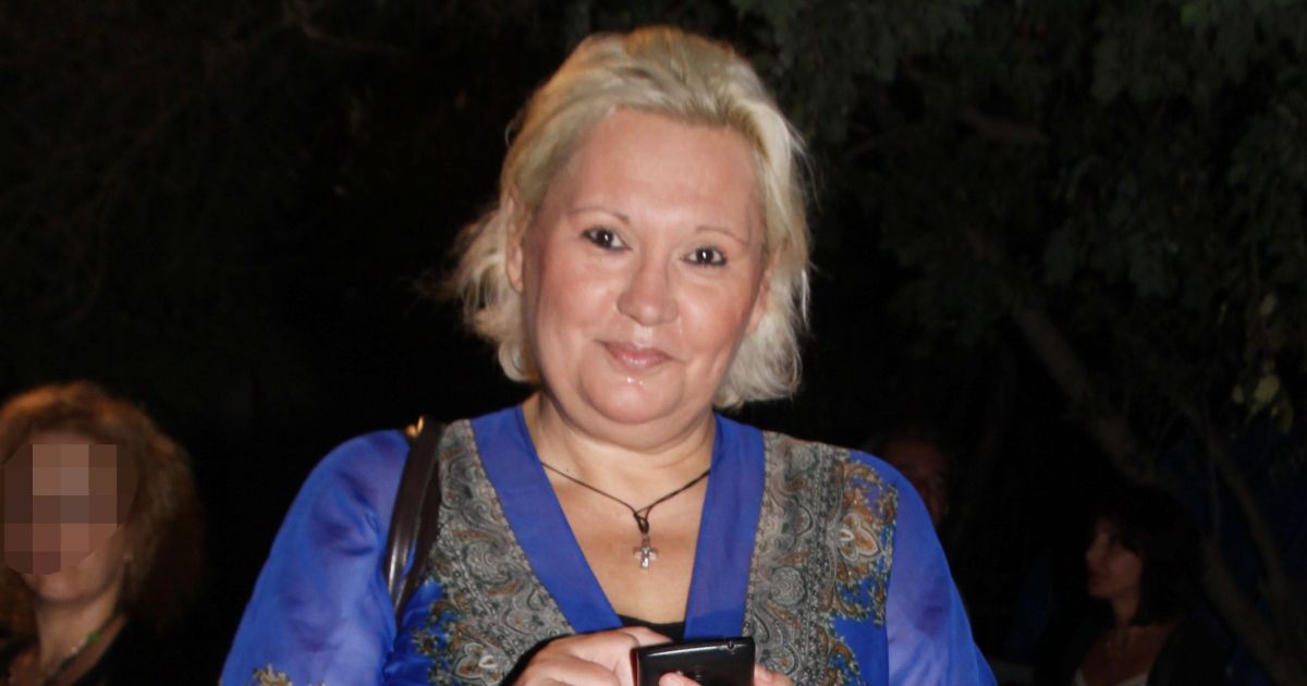Καίτη Φίνου: Τρανσφοβικό σχόλιο για την Μις Ολλανδια 2023 - «Γιατί να ...