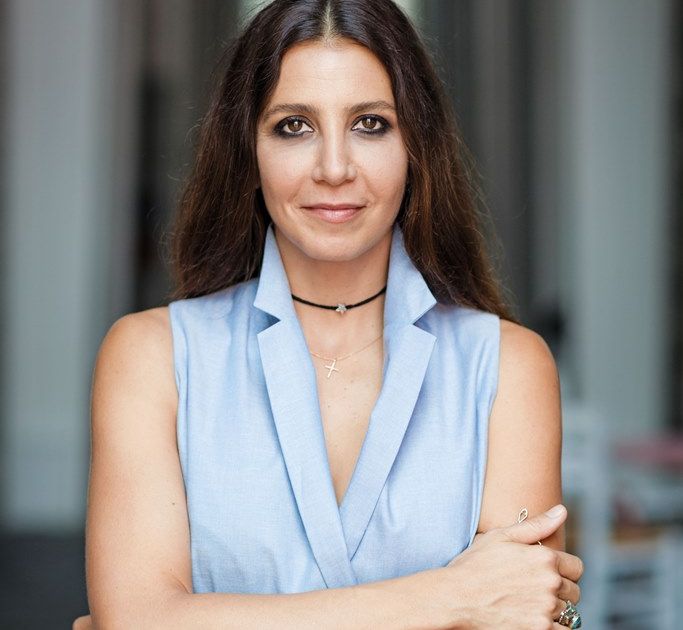 Μαρία Ελένη Λυκουρέζου: «Όταν πέθανε η μαμά μου έφυγαν ξαφνικά όλοι από ...