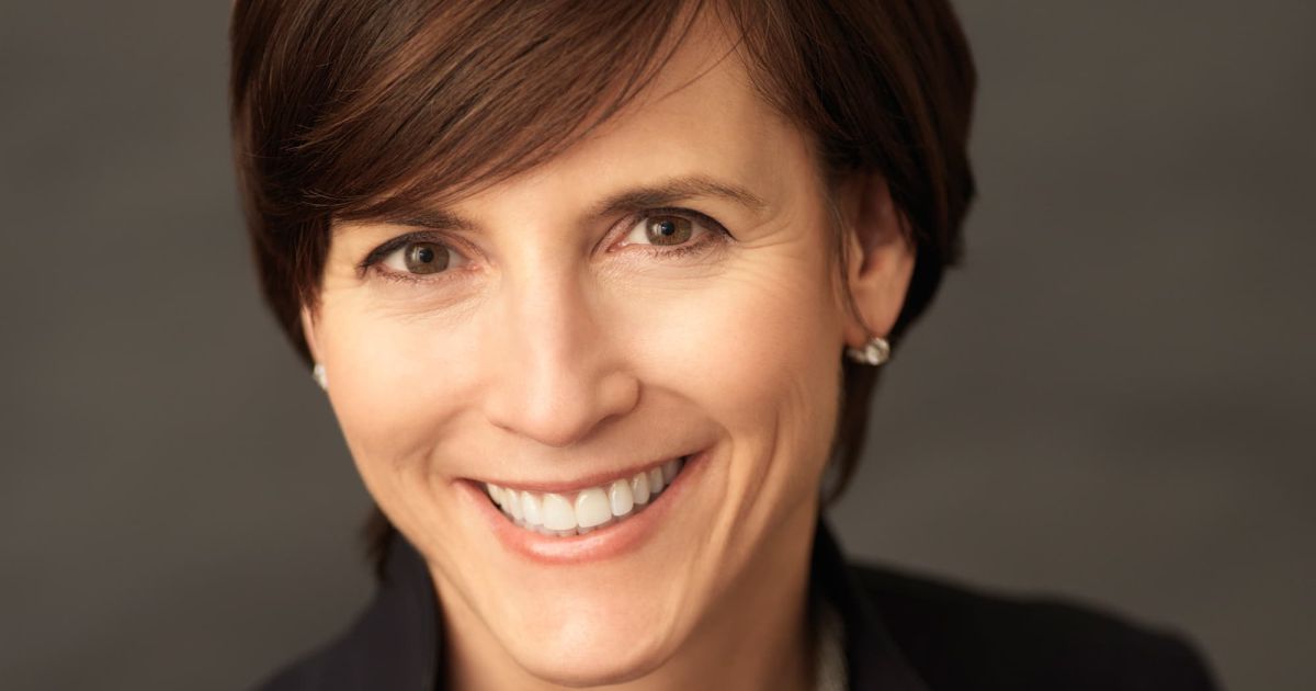 Sarah Ketterer: Χαρτοφυλάκιο $43 δισ. κυνηγώντας τις υποτιμημένες ...