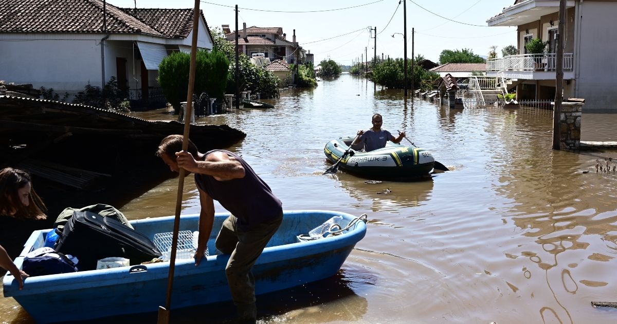 Αδιάκοπη η μάχη με τις πλημμύρες στη Θεσσαλία | Ειδησεις | Pagenews.gr