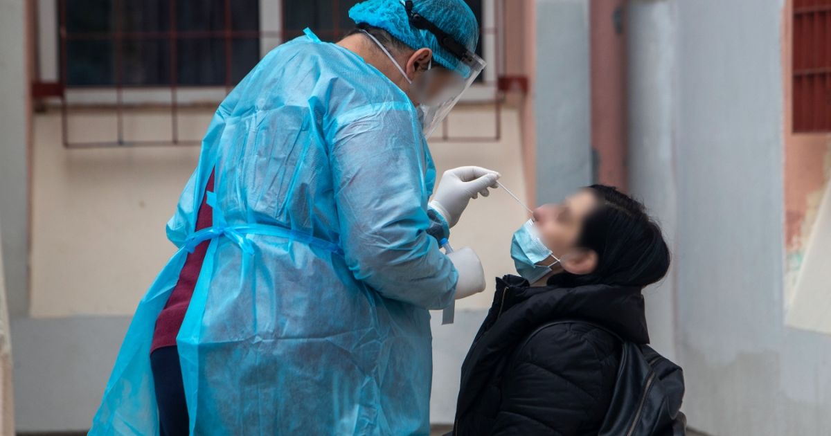 Προειδοποίηση Τζανάκη για τον χειμώνα: Τριπλή επίθεση γρίπης, κορονοϊού ...