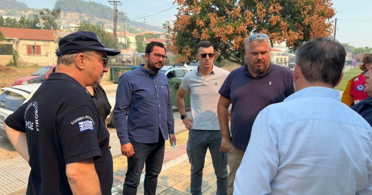 Σπυρόπουλος: «Δεν είναι κανονικότητα να καίει μια φωτιά 15 μέρες και να ...