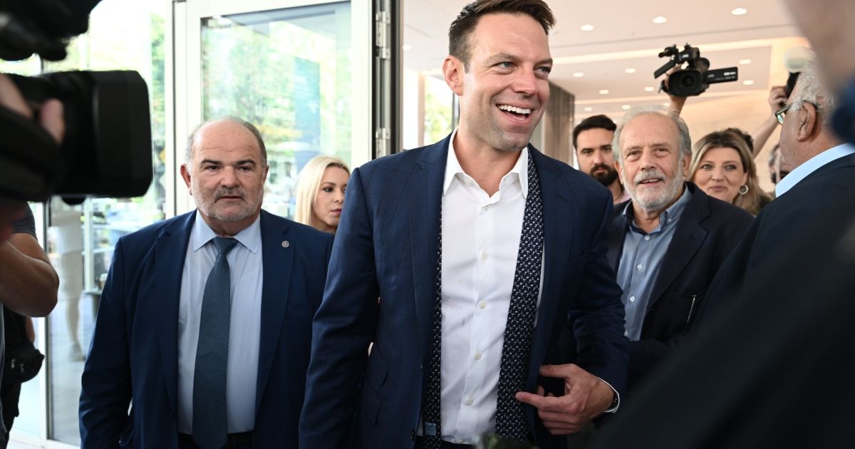 Στον αστερισμό της μεταπολιτικής; | Ειδησεις | Pagenews.gr