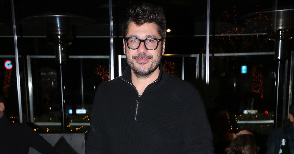 Λάμπρος Κωνσταντάρας για Κασσελάκη: «Δεν είσαι και ο πρώτος γκέι, κόψε ...