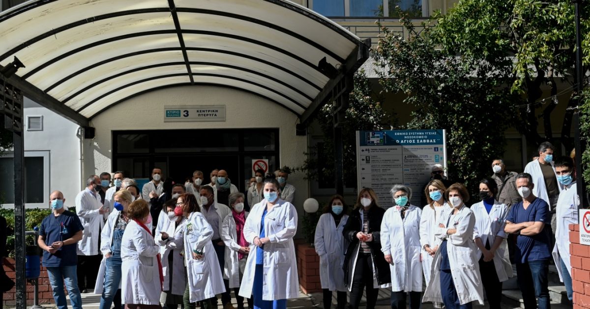 ΠΟΕΔΗΝ: 200-300 αποχωρήσεις το μήνα από το ΕΣΥ – Ανησυχία για το ...