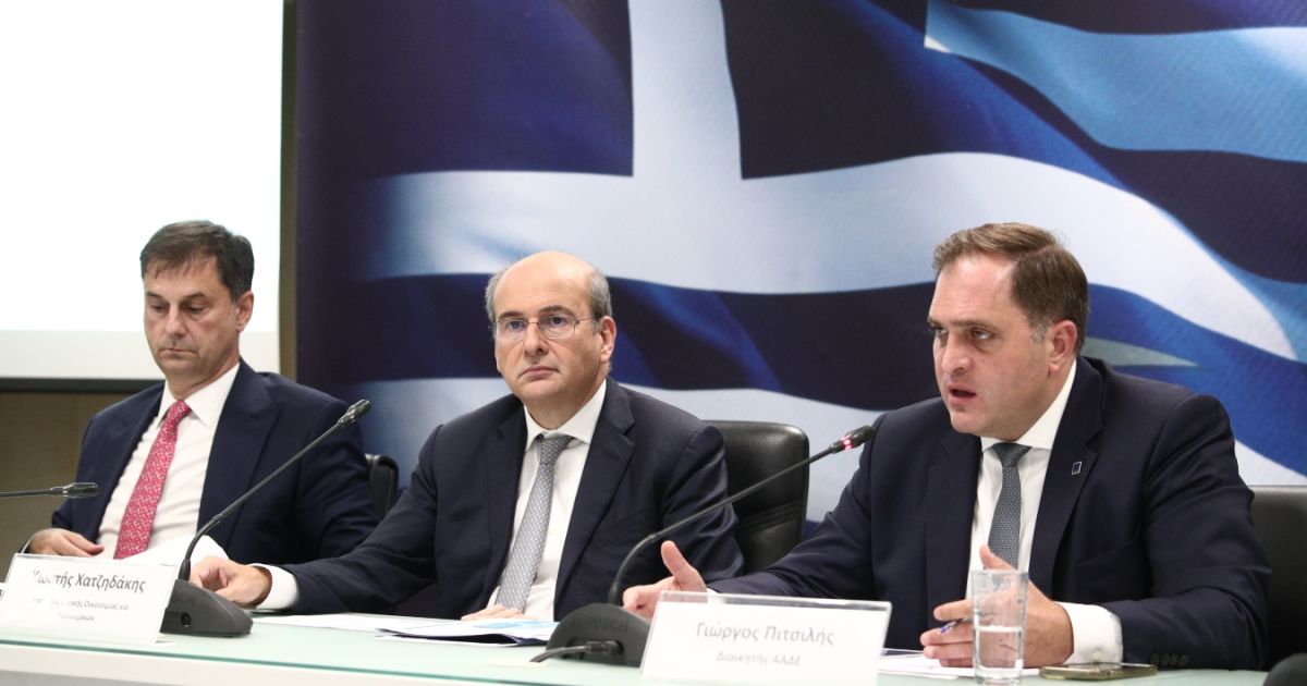 Οι βασικοί άξονες του νέου φορολογικού νομοσχεδίου - Τι θα ισχύσει για ...