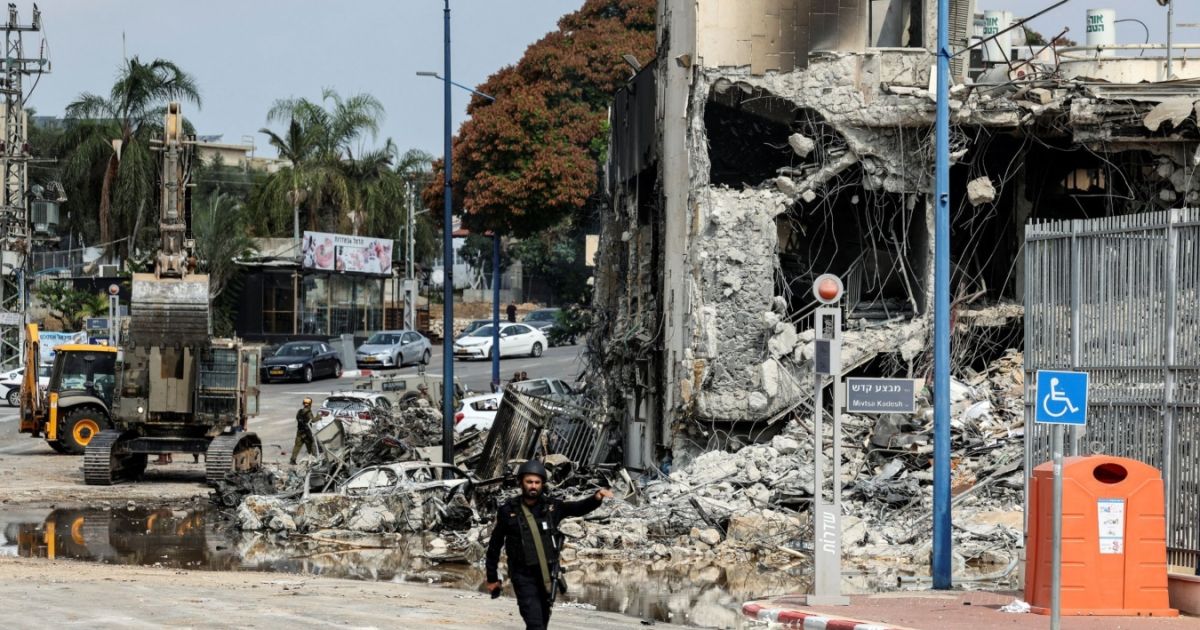 IDF: Στόχος η «διχοτόμηση» της Γάζας και ο «ιστός της αράχνης» [vid ...