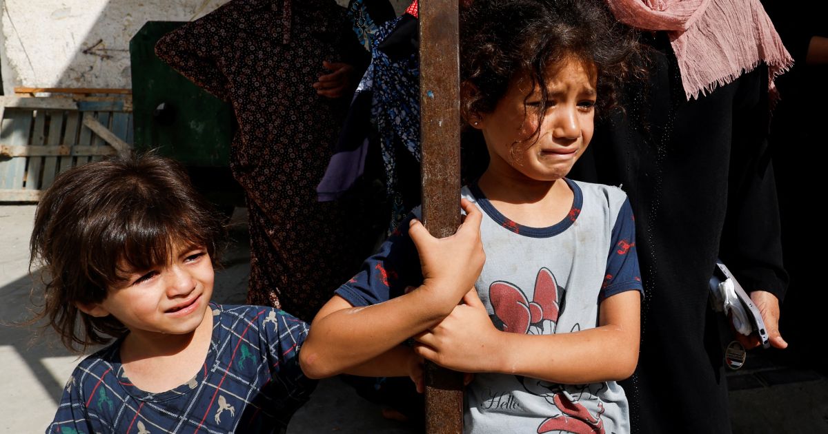 UNICEF: Πάνω από 69 εκατομμύρια παιδιά ζουν στη φτώχεια στις 40 ...