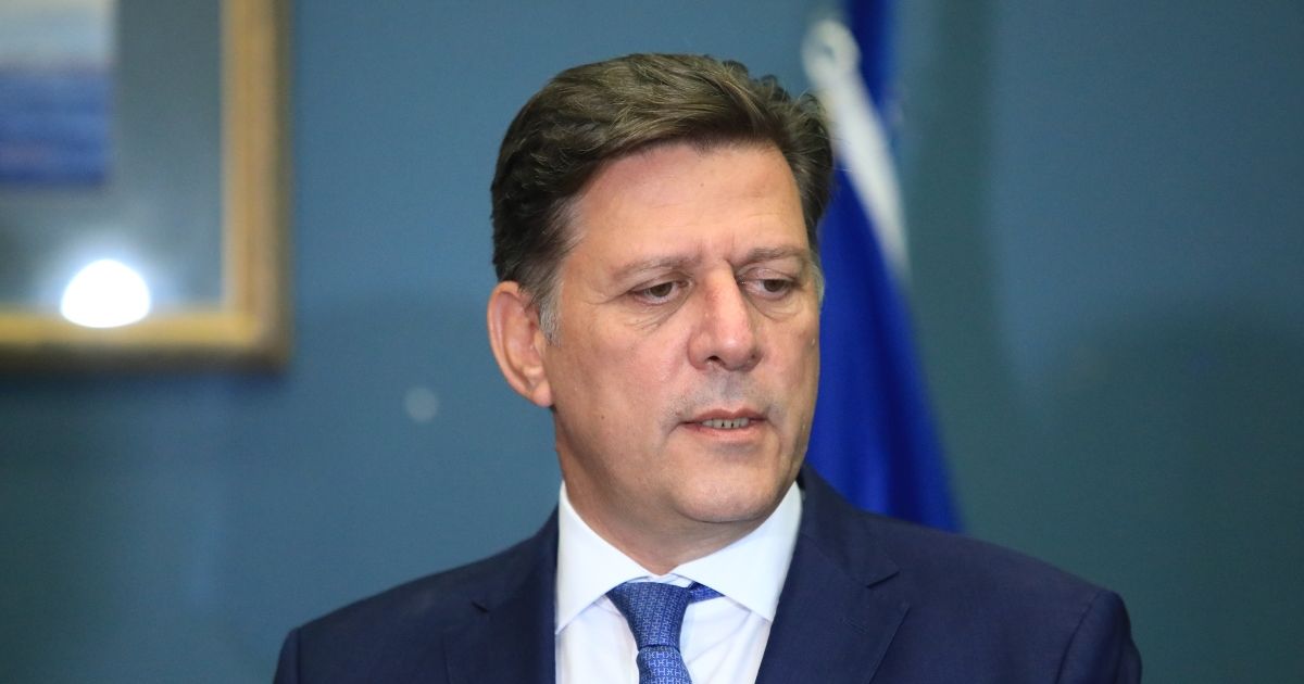 Πόθεν έσχες: Έδωσε διευκρινίσεις ο Βαρβιτσιώτης για τα 122 ακίνητα που ...