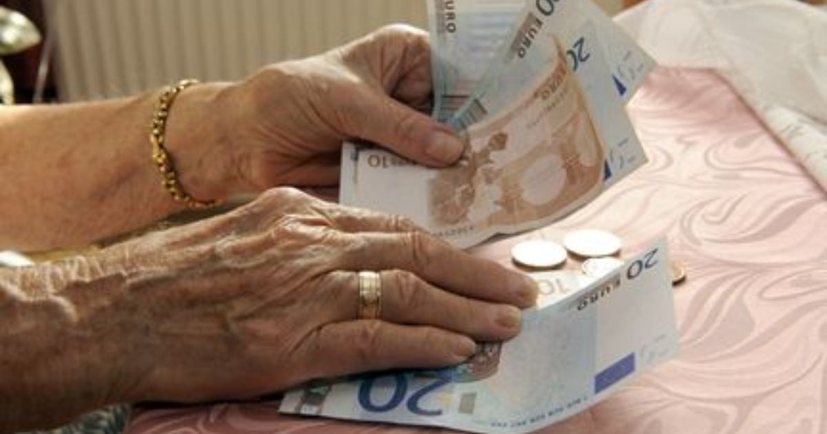 e-EΦΚΑ: Η προσωπική ενημέρωση των συνταξιούχων πριν τη σύνταξη ...