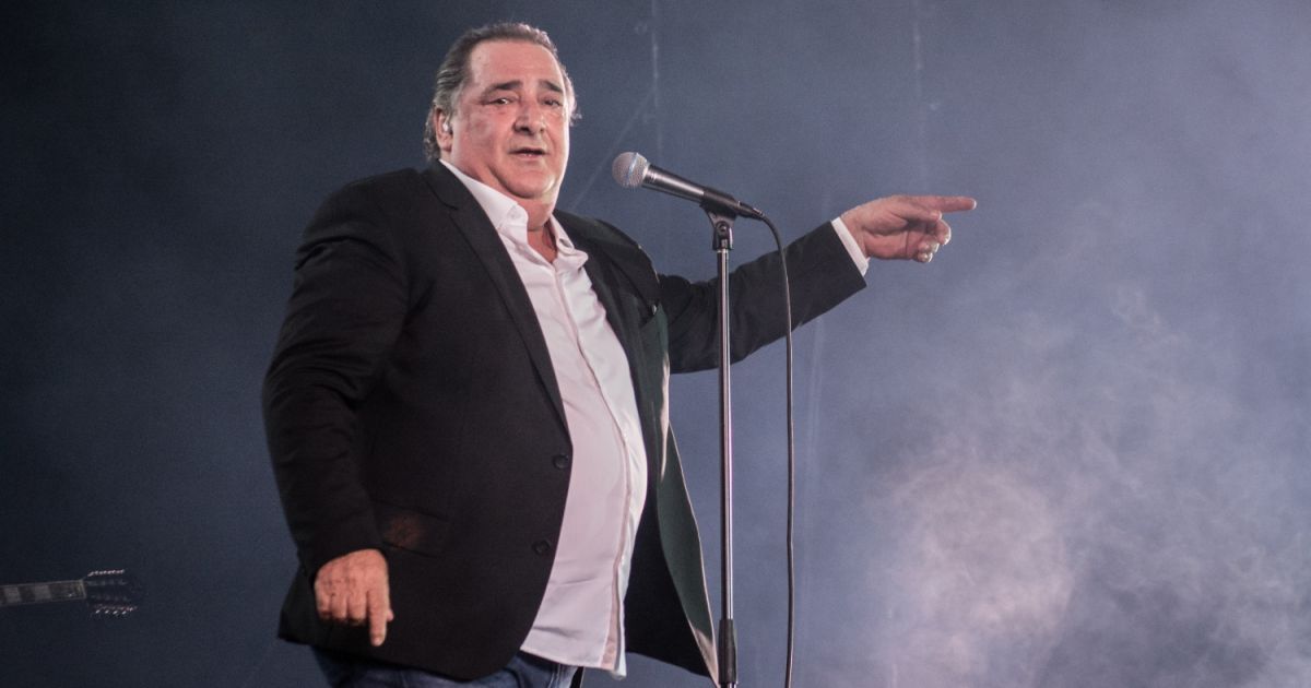 Thessaloniki bids farewell to Vasilis Karras – Massive queues for the ...