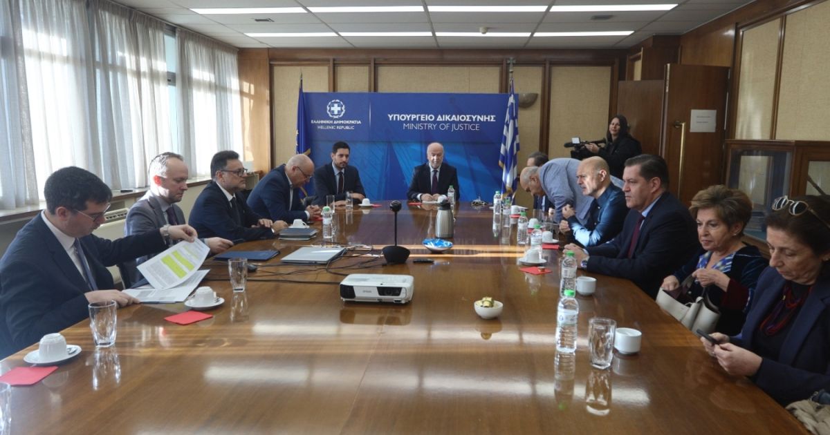 Συμβολαιογράφοι: Ανακοίνωσαν την παράταση της αποχής τους μέχρι τις 8 ...