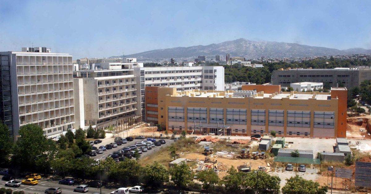 Στρατιωτικοί γιατροί: Μπόνους 1.800 ευρώ τον μήνα για υπηρεσία σε ...