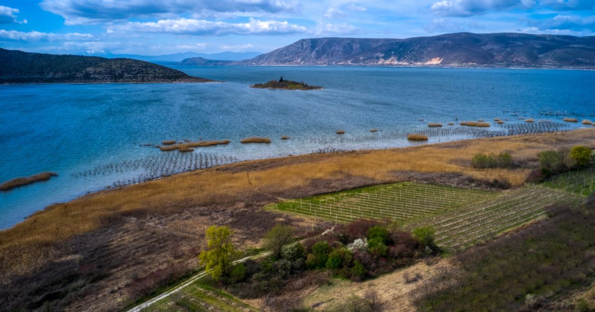Βρέθηκε η σορός του ψαρά που αγνοούνταν στη λίμνη Βεγορίτιδα | Ειδησεις ...