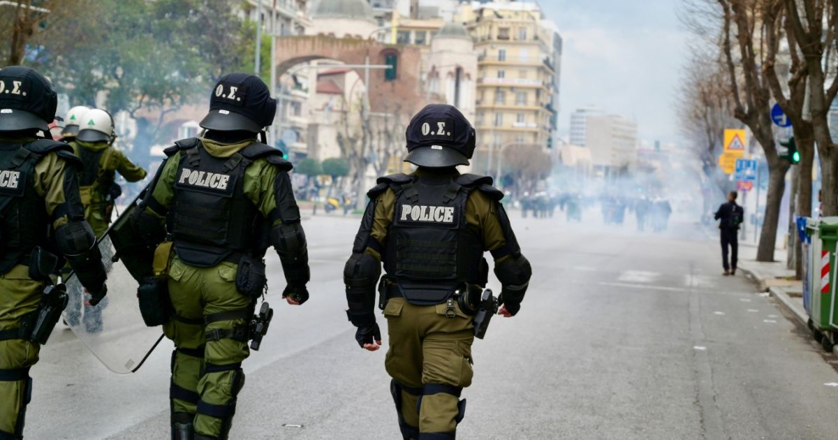 Επεισόδια στη Θεσσαλονίκη στην πορεία για τα Τέμπη [vid] | Ειδησεις ...