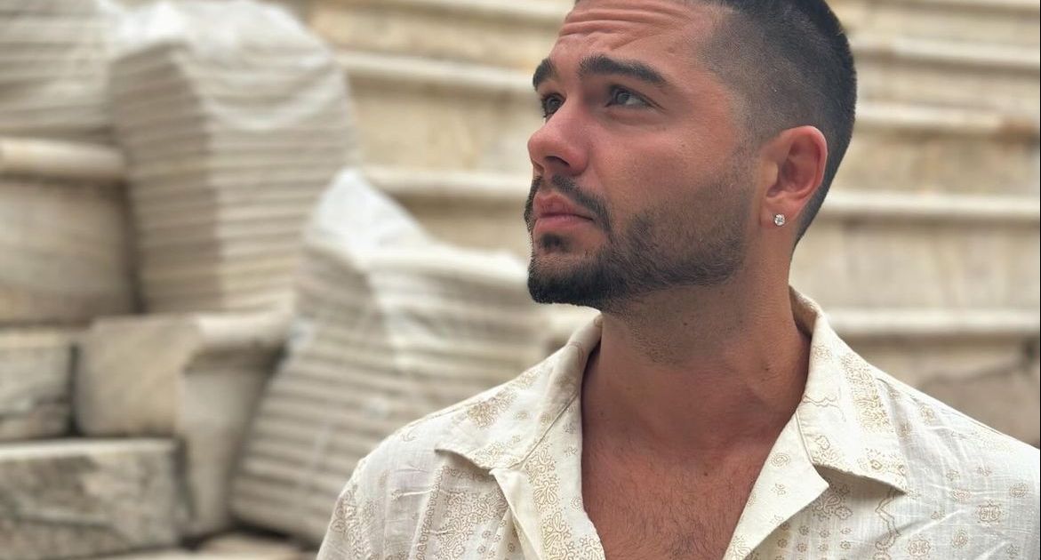 Χρήστος Μάστορας: Σιδερώνει και χορεύει - Δείτε τον στο Τικ τοκ ...