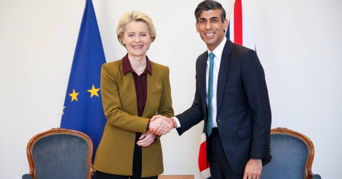 Η Ε.Ε. ρίχνει γέφυρα στη Βρετανία για τους νέους | Ειδησεις | Pagenews.gr