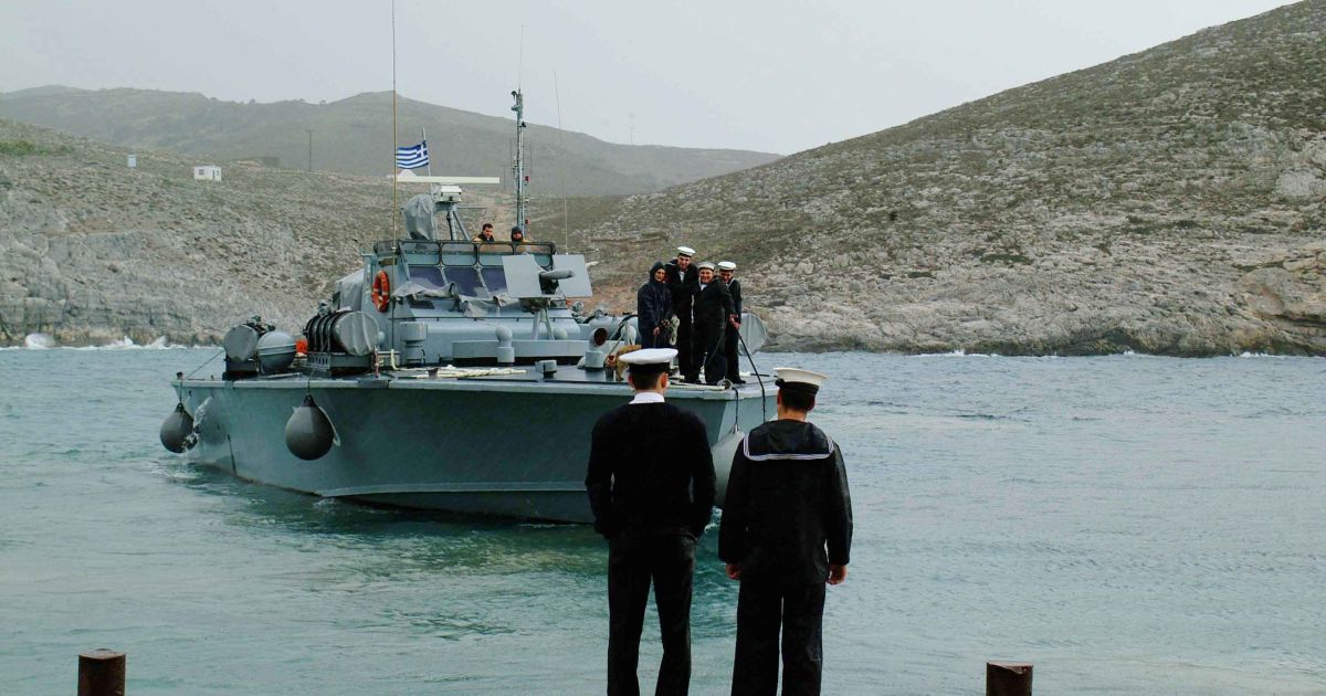 Φορτηγό πλοίο με αμνοερίφια προσάραξε βόρεια της Ψερίμου | Ειδησεις ...