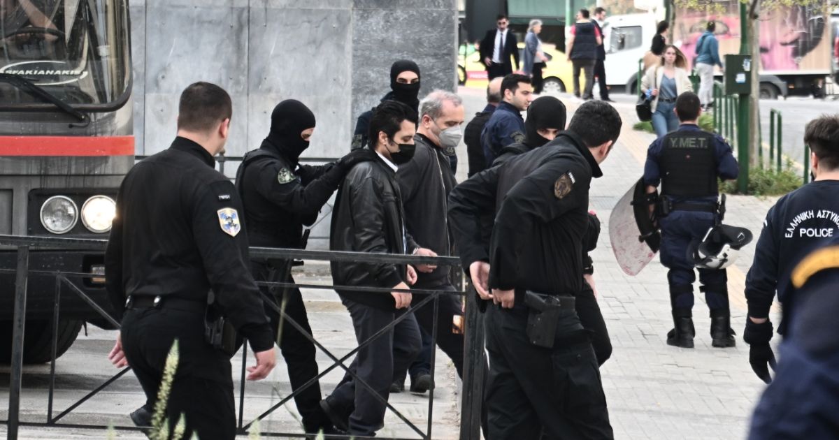 Κολωνός: Ισόβια στον Μίχο για τον βιασμό της 12χρονης, ελεύθερη η ...