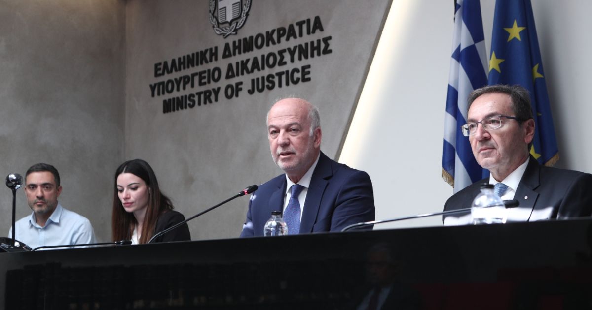 Ο νέος δικαστικός χάρτης: Οι βασικές διατάξεις του νομοσχεδίου - Τι ...