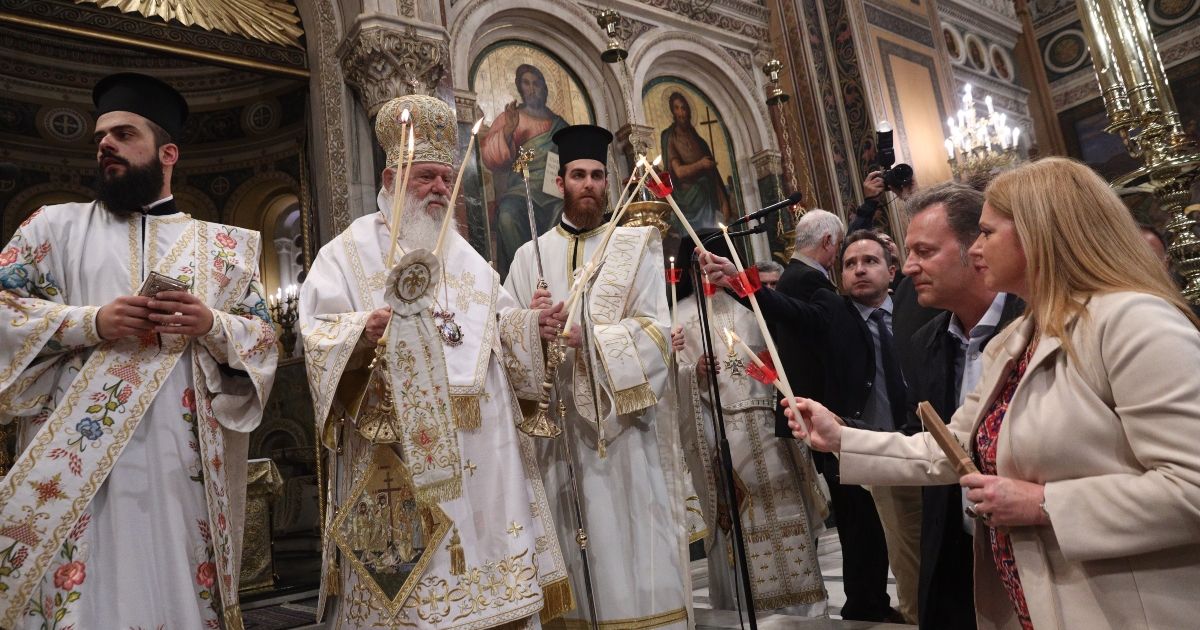 Χριστός Ανέστη: Με λαμπρότητα γιορτάστηκε η Ανάσταση [vid] | Ειδησεις ...