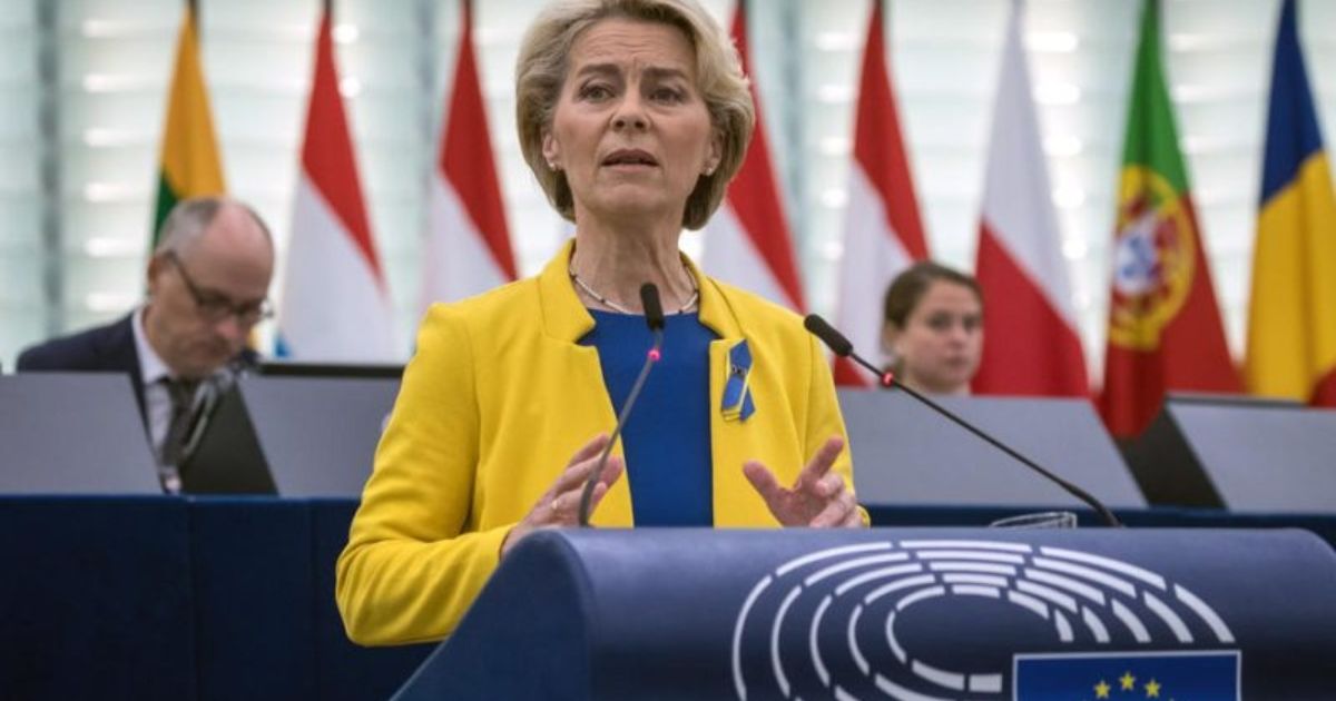 Ευρωπαϊκή ασπίδα για τη δημοκρατία προτείνει η φον ντερ Λάιεν ...